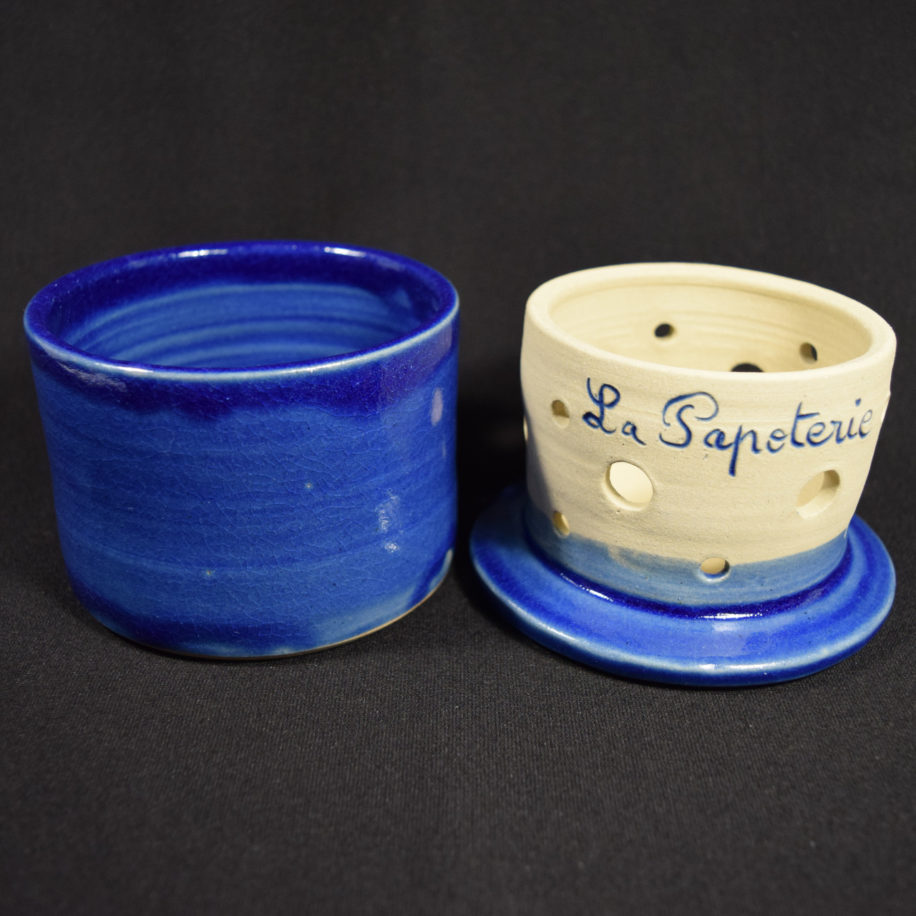 BEURRIER A EAU CONSERVATION DU BEURRE HORS DU FRIGO